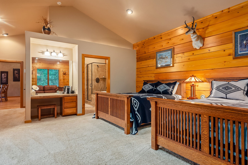 Pricing | The White River Inn | Cotter, Arkansas