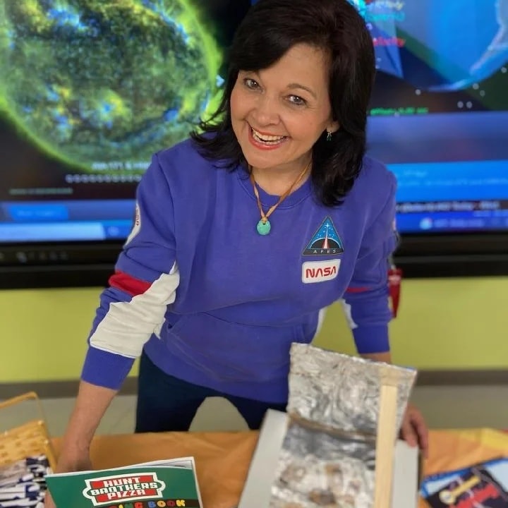 Janet's Planet: A Tour Through the Solar System | Arkansas State ...
