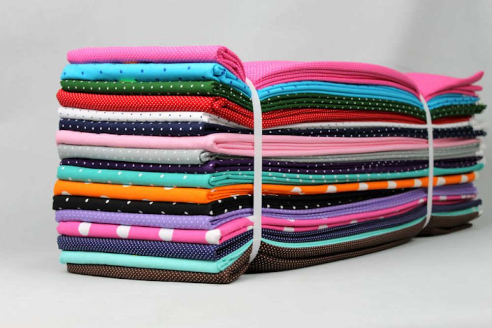 1 Bundle 100 Cotton 45 Dots 1 245 Yd 102 Yards | Marshall Dry Goods Company